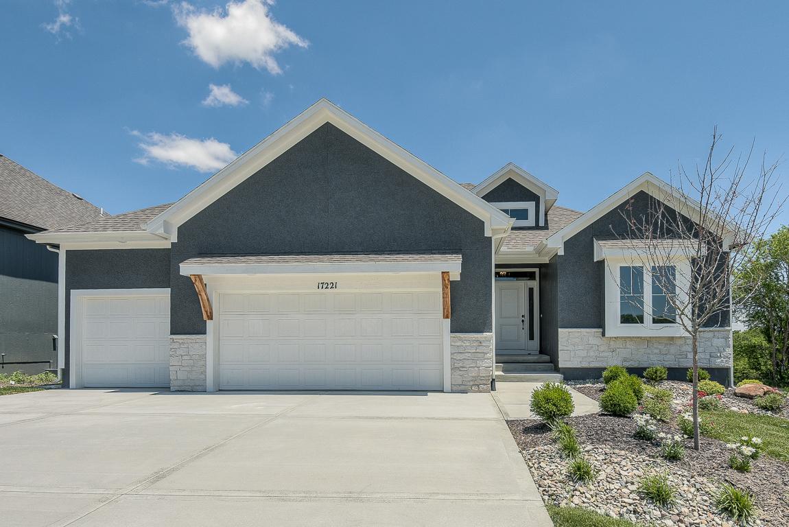 The Capri Reverse Elevation II | Custom Homes in Blue Springs MO | Rob ...